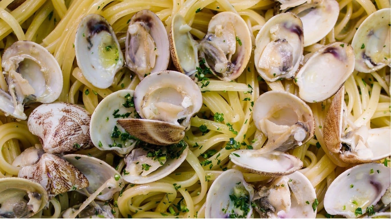 Spaghetti Carbonara Recipes - The Recipe Website - Italian Classic